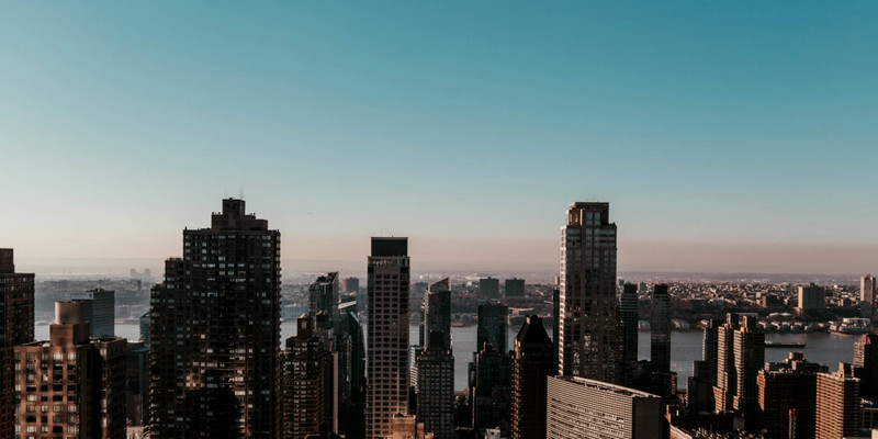 Gratis desain contoh gedung - Canva